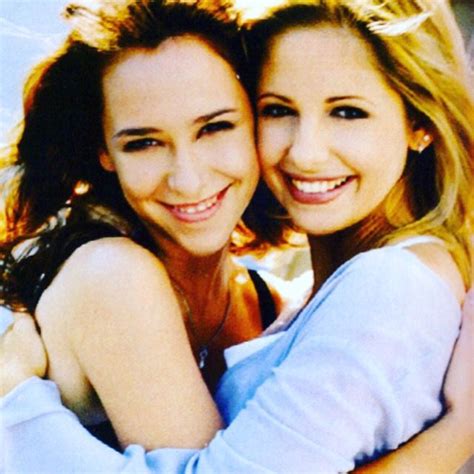 Best Scream Queen Jennifer Love Hewitt Or Sarah Michelle Gellar Sarah