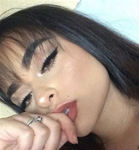 Popular Styles With Fringe Bangs That Will Elevate Your Beauty Artofit