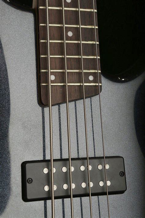 4 String Basses