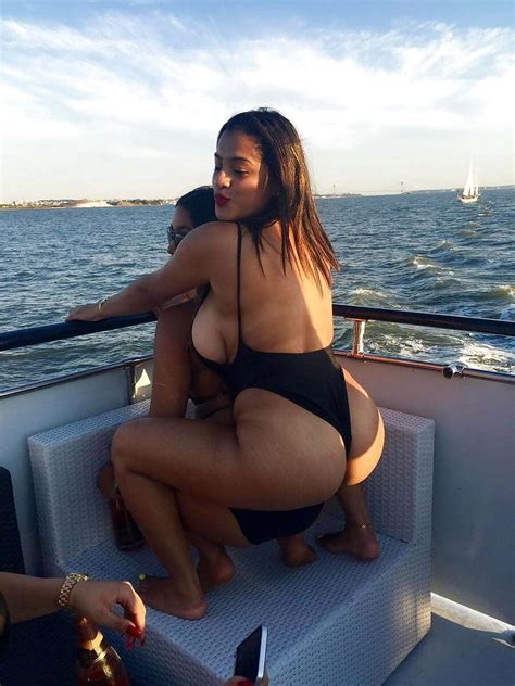 Gorgeous Big Booty Shesfreaky Gorgeous Big Booty Shesfreaky