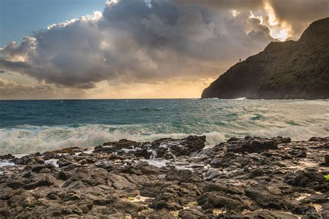Makapuu Beach A View Of Makapuu Lighthouse From Makapuu… Flickr