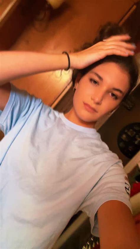 Lyss🩵 Model Licensed Esthetician Officiallylyss • Instagram