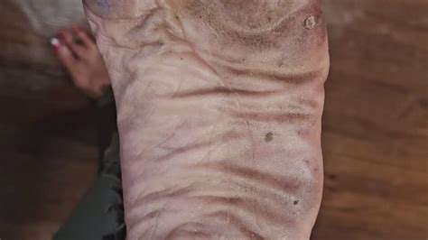 Be A Good Lil Foot Bxtch For Mamacita N Leave These Filthy Sizee 11s Immaculate Giantess