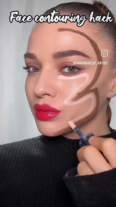 Face Contouring Hack 😱 Makeup Makeuptutorial Hacks Youtubeshorts Usefulhacks Amazinghacks