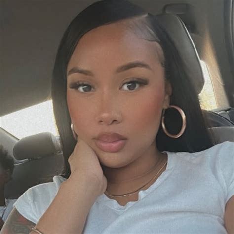 Starring Crystal • Threads Say More