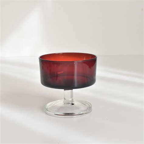 ヴィンテージシャンパングラス Arcoroc Ruby — Loane Interior