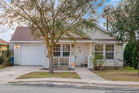 99 Surrels Ave San Antonio Tx 78237 Zillow