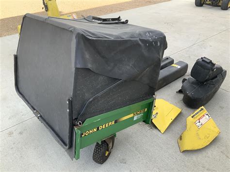 1986 John Deere 420 Garden Tractor And Attachments Bigiron Auctions