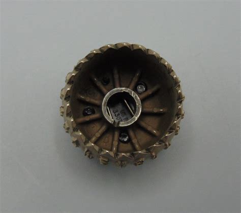 IBM Selectric Typeball Element UN L Univers Y Light