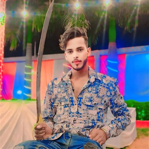 😎 𝐕𝐢𝐤𝐚𝐬𝐡 😎 Mr Vikash 44 • Threads Say More