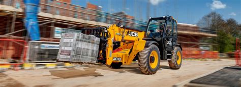 Jcb Telehandlers Lift Higher Work Smarter Scot Jcb