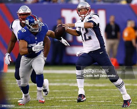 Tom Brady Cover Photos And Premium High Res Pictures Getty Images