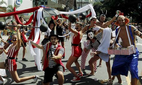 Bloco Do Suvaco Contagia Foliões No Jardim Botânico Jornal O Globo