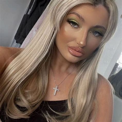 Kiera Mitchells Instagram Twitter And Facebook On Idcrawl