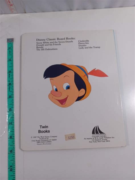 Walt Disney Pinocchio By Twin Books Hardcover Disney Classic Board Book Vtg 1987 9780831724900
