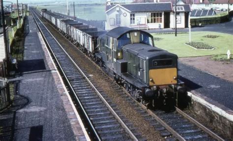 35mm Railway Slide Colour Rail De 276 Class 17 D8525 £200