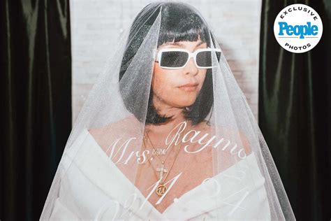 See Ushers Wife Jennifer Goicoecheas Bridal Style All The Details