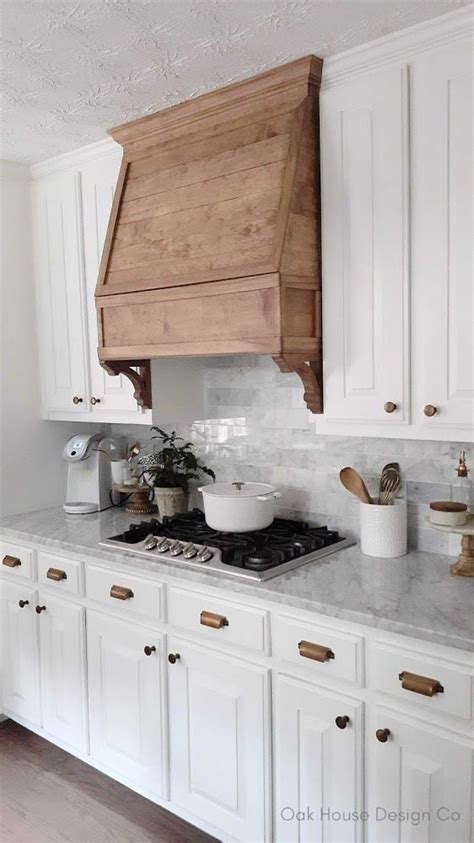 40 Farmhouse Range Hood Ideas To Create The Perfect Kitchen