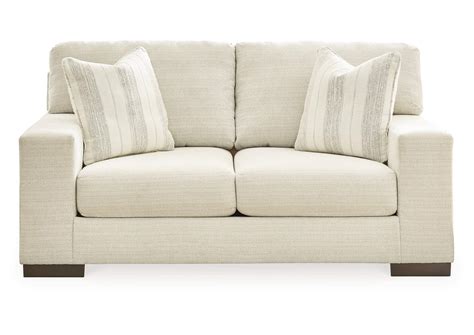 Maggie Loveseat