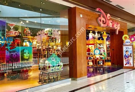 Disney Store St Louis