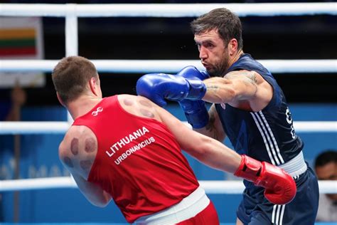 Pulski Boksač Marko Čalić Na Putu Prema Polufinalu Stoji Irac Marley Glas Istre