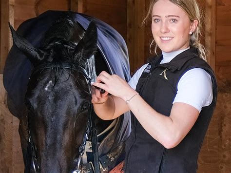 Grace Mcbeath Learns A Different Racing Style At Englands Top