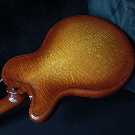 Kistler Carved Spruce Maple Archtop 17 02 — Guitars N Jazz