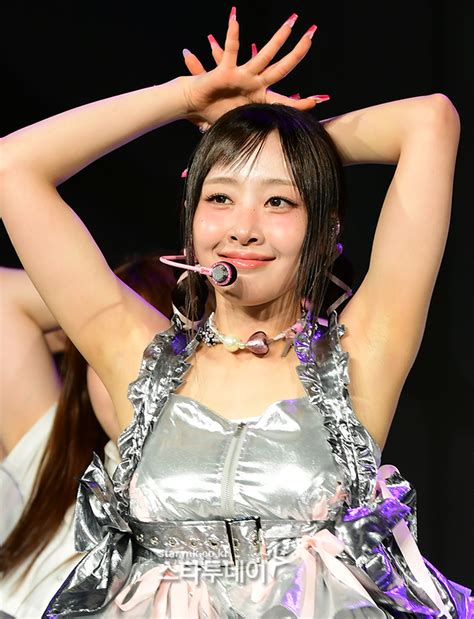 포토 유혹하는 이브