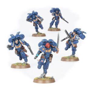 130 Warhammer 40000 Ultramarines Miniatures For Sale