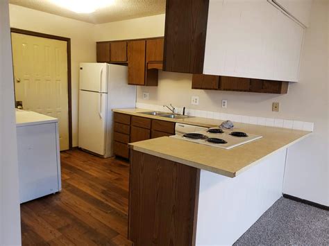 318 Ames St 1 Baldwin City Ks 66006 See Est Value Schools And More