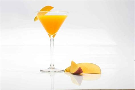 How To Make A Mango Martini A Lush Life Manual