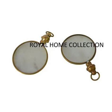 Golden Royal Magnifying Hanging Glass Packaging Size Stranded Size