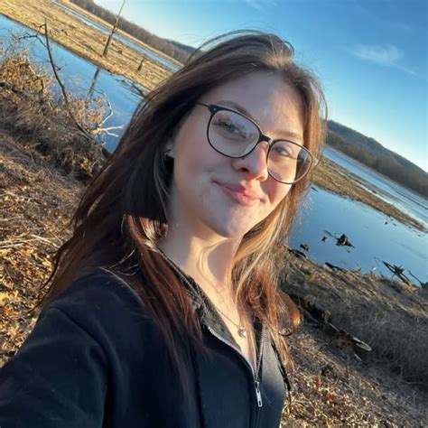 Izzy James Izzyjames2305 • Threads Say More