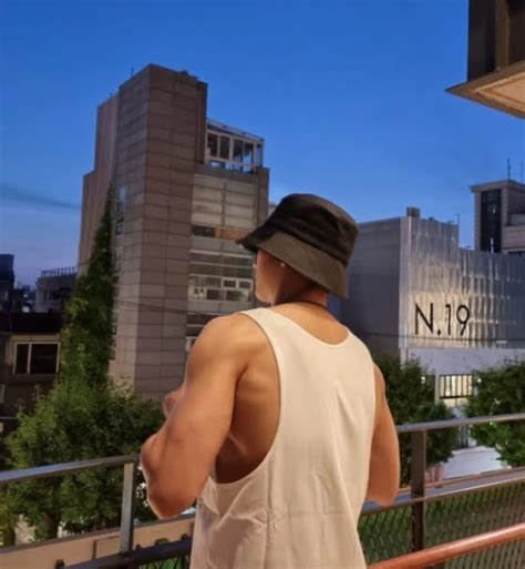 정해인 근육 근황 Vortex Gaming