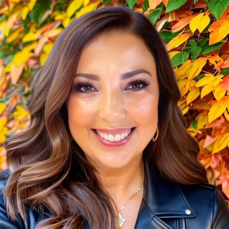 Kelly Tavares Kellytavares10 • Threads Say More