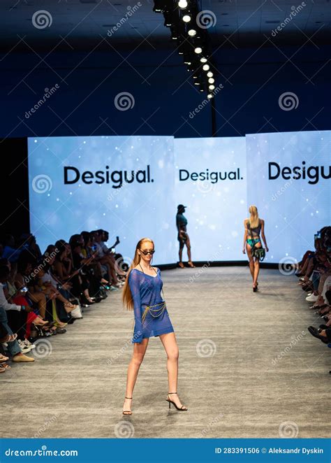Art Heart Fashion Miami Swim Week Desigual Fashion Show Models