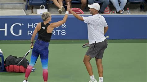 Download Bethanie Mattek Sands And Andy Roddick Wallpaper