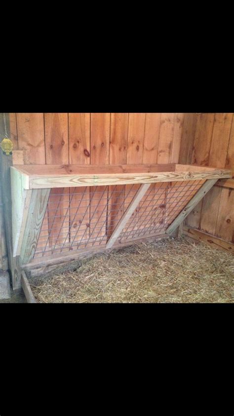 Diy Pallet Goat Feeder Artofit