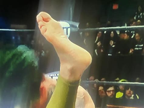 Marina Tom Feet