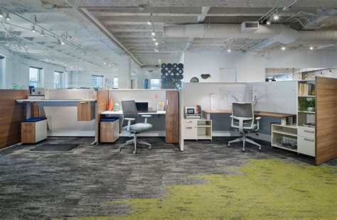 What To Consider When Designing A Workstation Layout Roi Office Furniture And Systems