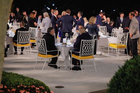 Trump Welcomes Guests To ‘rose Garden Club After Revamp To Make Iconic