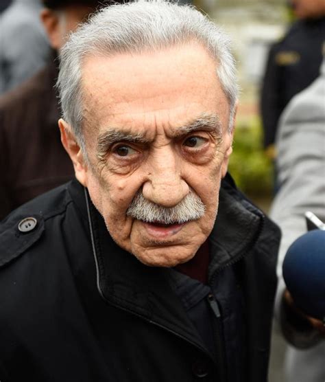 Usta Oyuncu Ayşen Gruda Son Yolculuğuna Uğurlandı Magazin Haberleri