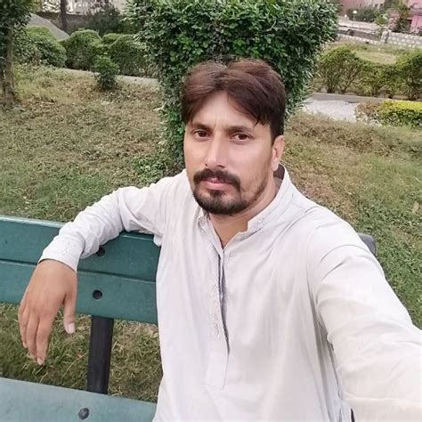 Zahid Qureshi Business Manager Unilever Linkedin