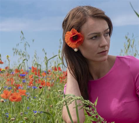 Kõrvarõngad Scrambled Eggs Mumm By Laura Saks Eesti Disaini Maja