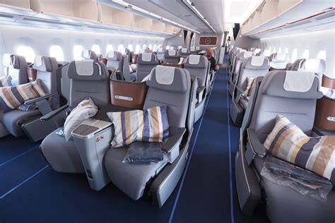 Lufthansas New Business Class Seats Look Incredibly Spacious
