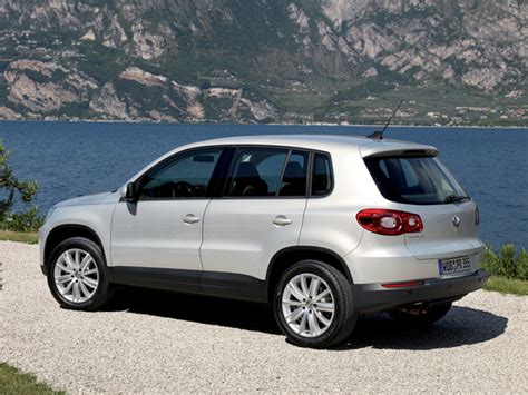 2010 Volkswagen Tiguan Specs Prices Mpg Reviews And Photos