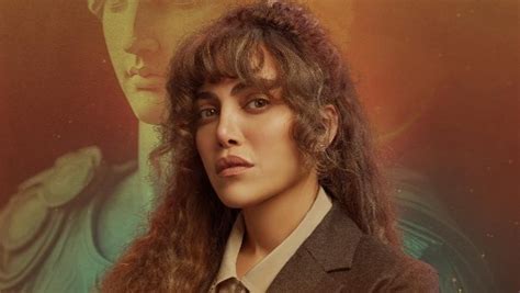 بعد تناوله في مسلسلأثينا الحبس وغرامة 300 ألف جنيه عقوبة الإبتزاز الإلكتروني