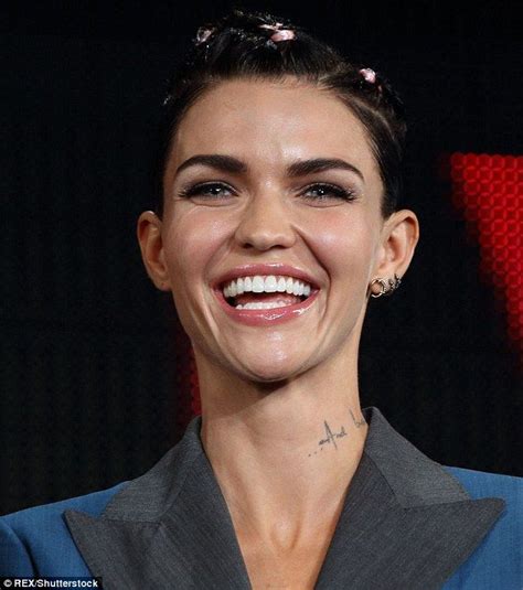 Ruby Rose Smile Wide And Looks Sharp In Blue Pantsuit Ruby Rose Ruby Rose Images Ruby