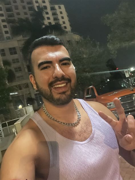 Oink Oink Discover The Piggy Fun In Fort Lauderdale With Me For Pig