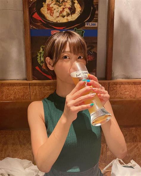 小坂田純奈さんのインスタグラム写真 小坂田純奈instagram 「かんぱーい☺️💓 ビール最高ー！！ ビール女子 ビール好き